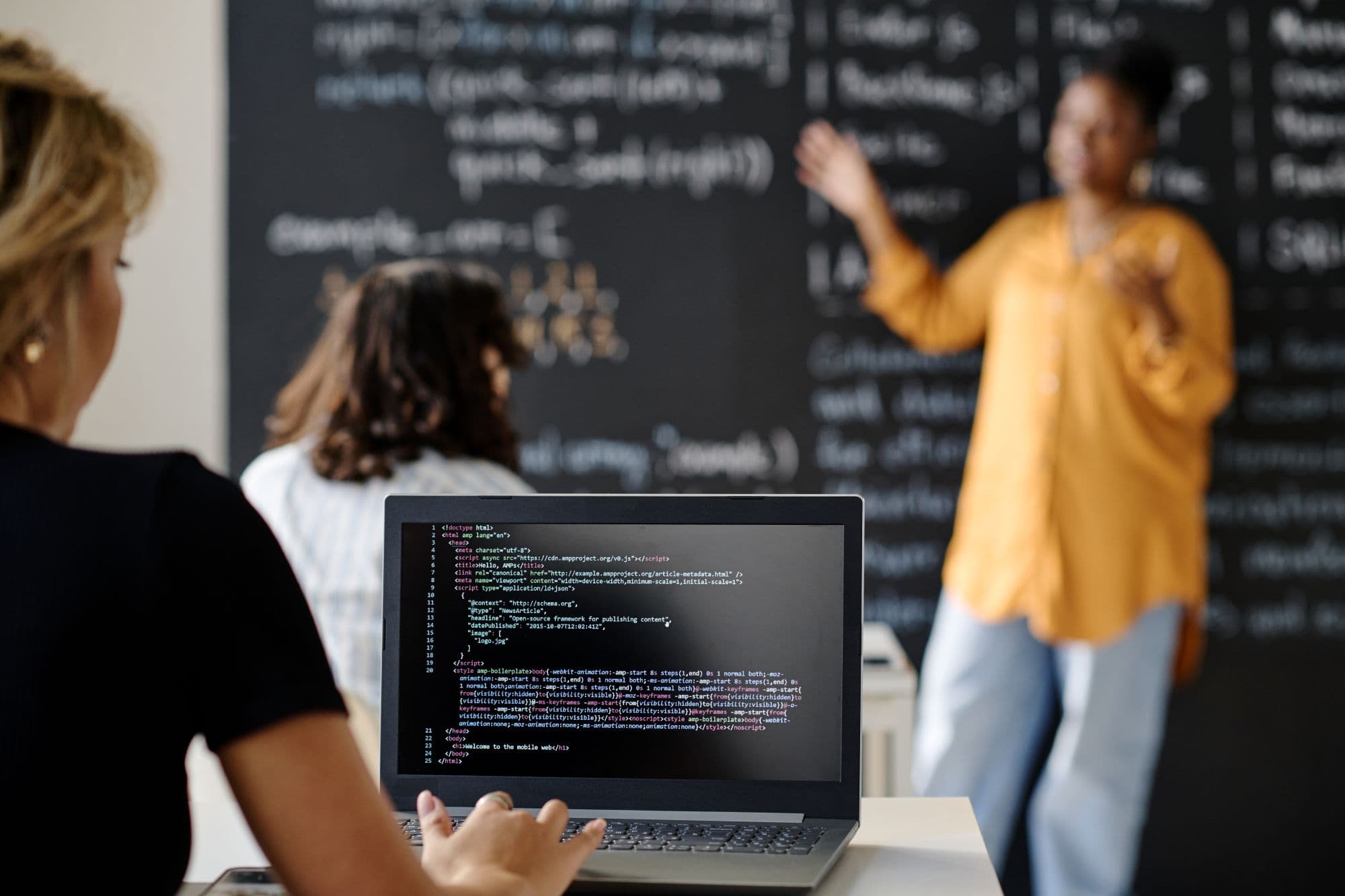 Erlangga.Ai - Koding dan Kecerdasan Artifisial (KA) Indonesia